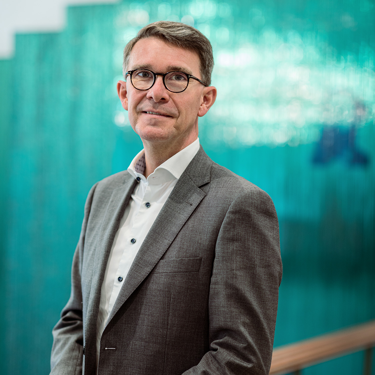 Our management team - SLS